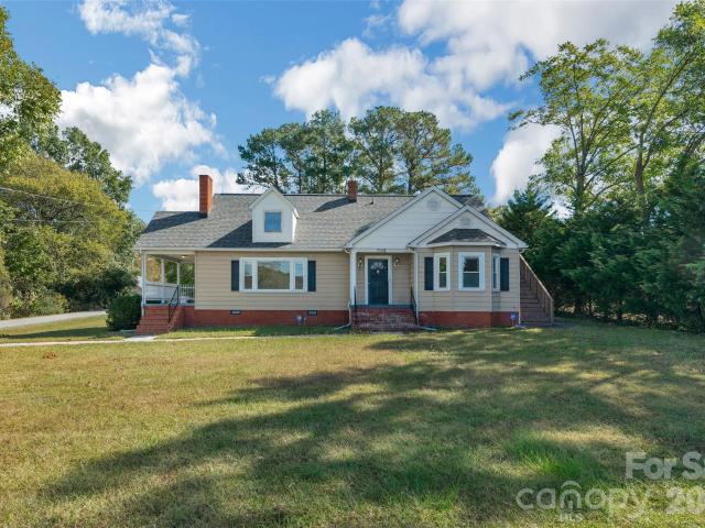 2801 S Cannon Boulevard