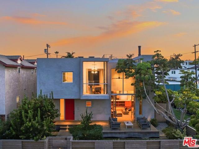 2801 Sanborn Ave, Los Angeles, CA 90291