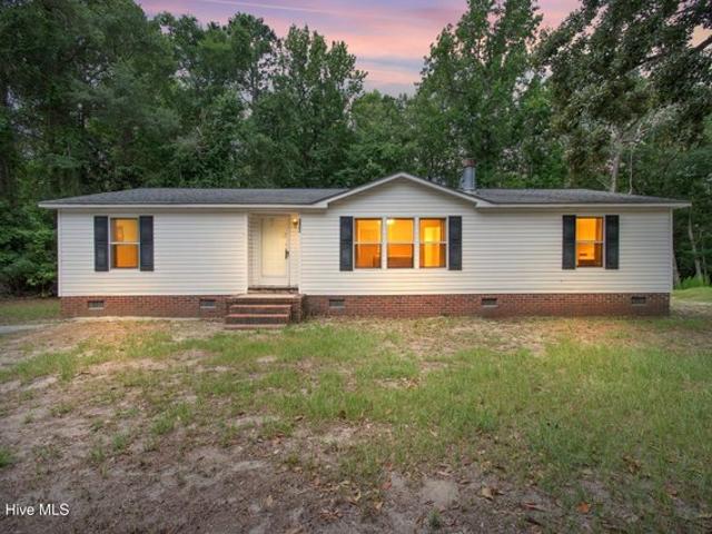 2801 Sidney St SW, Supply, NC 28462