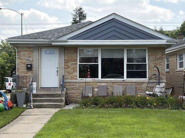 2801 W Coyle Ave, Chicago, IL 60645
