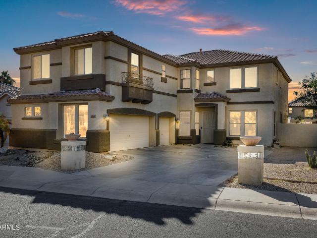 2801 W Silver Fox Way