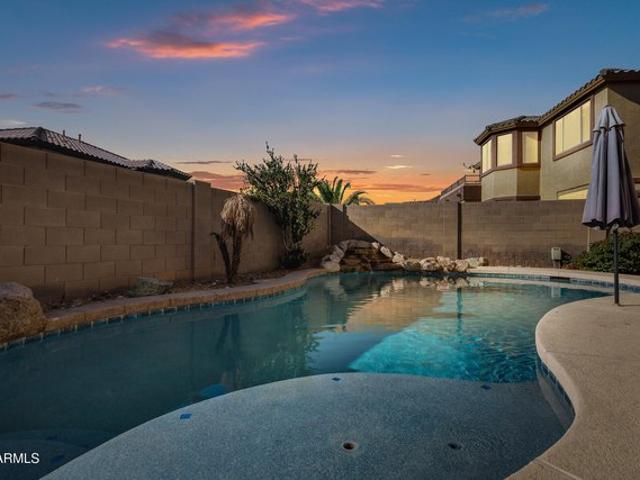2801 W Silver Fox Way, Phoenix, AZ 85045