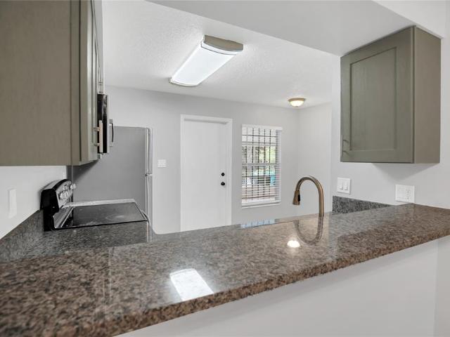 2801 Willow Run, Orlando, FL 32808 | MLS #O6349