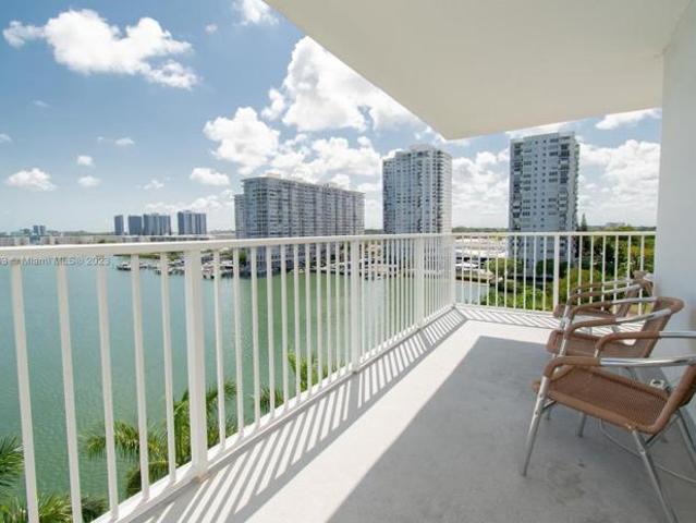 2801 183rd St NE #817W, Aventura, FL 33160