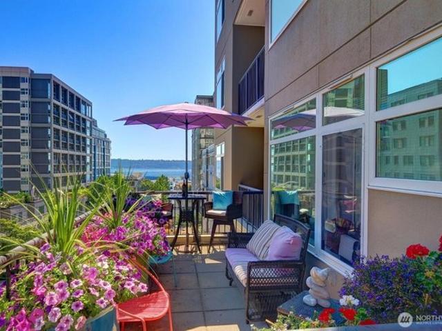 2801 1st Ave Apt 208, Seattle, WA 98121