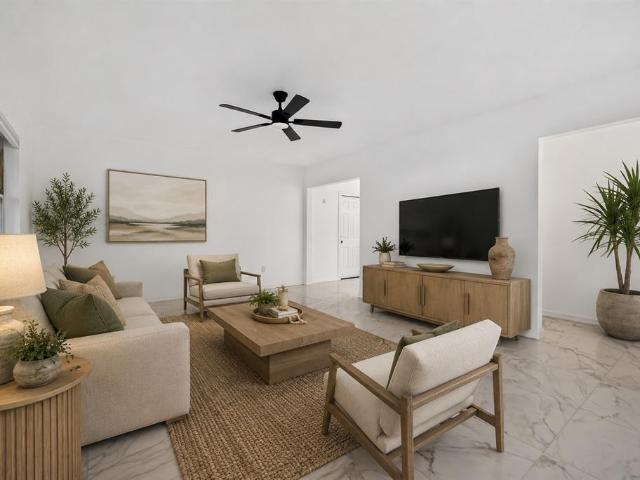 2801 45th St S, St. Petersburg, FL 33711 | MLS #TB8522
