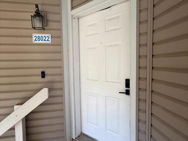 28022 Beacon Hill Drive