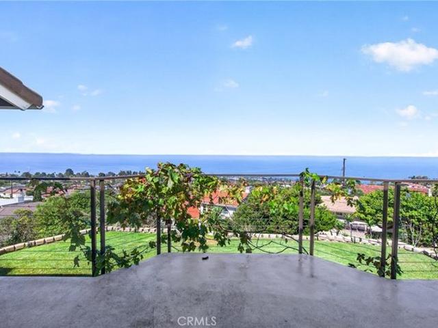 28027 Braidwood Dr, Rancho Palos Verdes, CA 90275