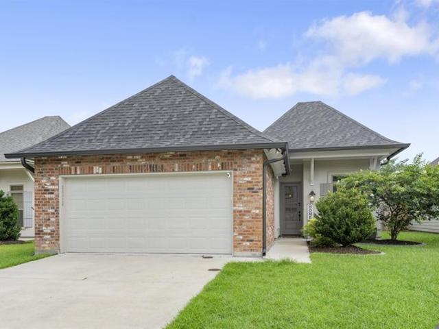 28026 Olympia Ln, Denham Springs, LA 70726