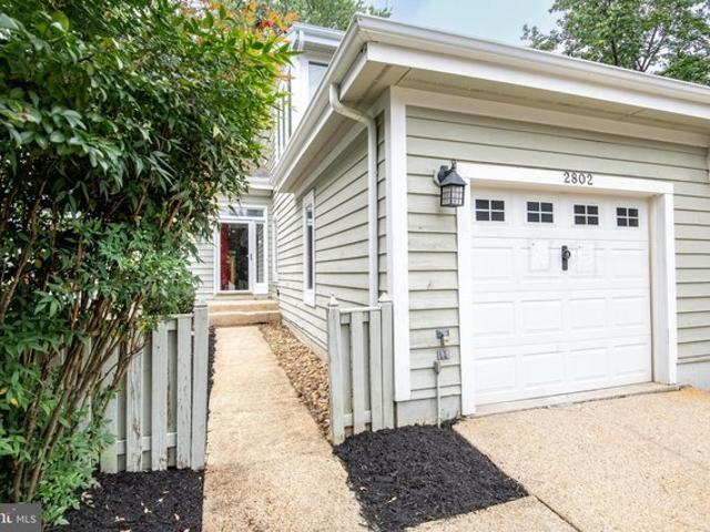 2802 Mockingbird Ct, Annapolis, MD 21401
