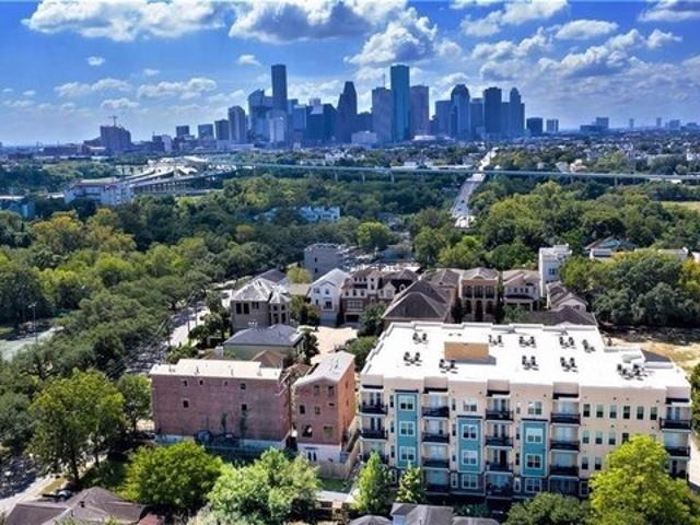 2802 Morrison St Unit 206, Houston, TX 77009