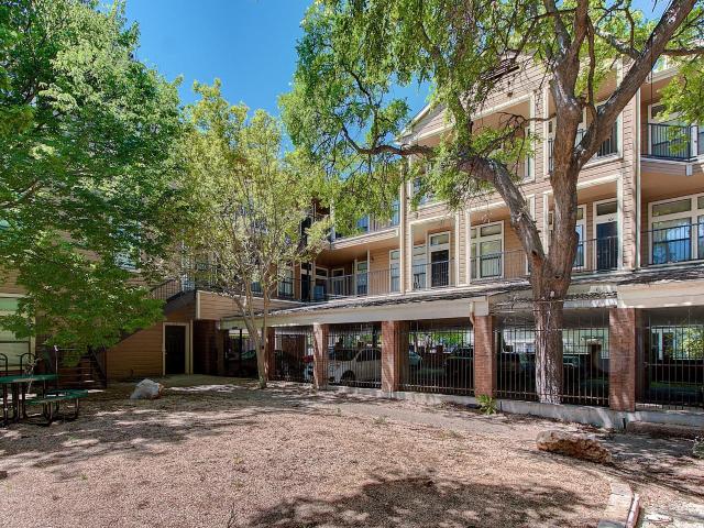 2802 Nueces St # 101