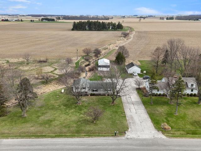 2802 N Berthaud Road