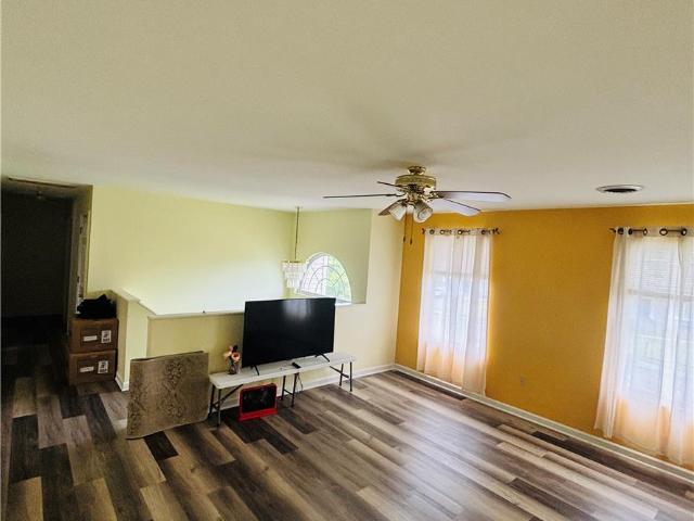 2802 Northampton