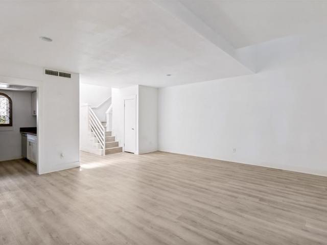 2802 Greenville Avenue # B