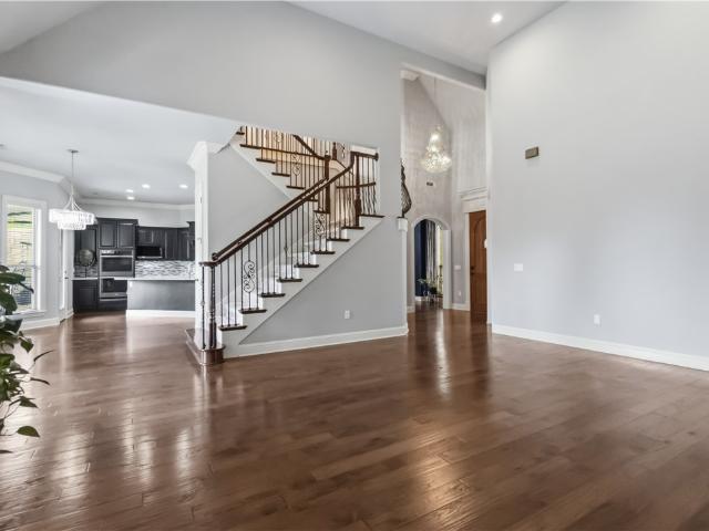 2802 Rainier Road