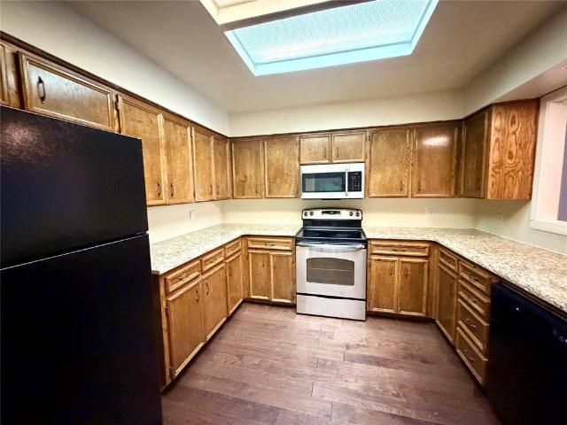 2802 Stewart Drive