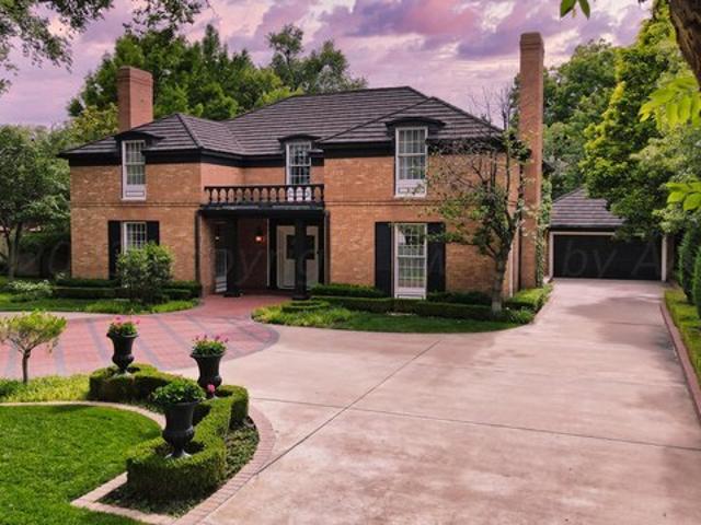 2802 S Hughes St, Amarillo, TX 79109