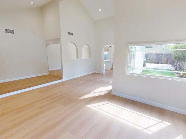 2802 Sierra Drive