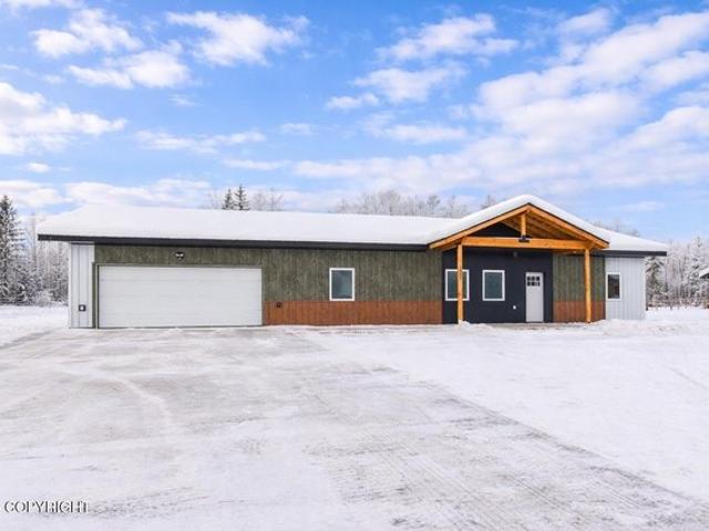2802 W First Ave, North Pole, AK 99705
