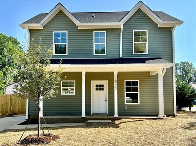 2802 Willow St, Charlotte, NC 28208