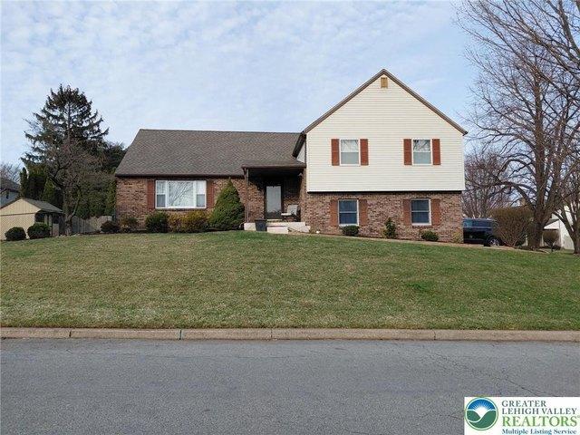 2802 Windy Hill Rd, Allentown, PA 18103