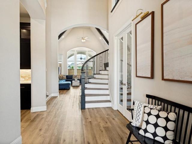 2803 Majestic Prince Street