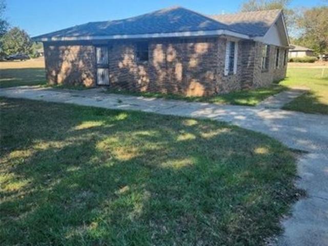 2803 Old Columbus Hwy, Tuskegee, AL 36083