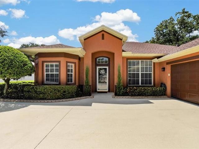 2803 Brooke Pines Ct, Plant City, FL 33566