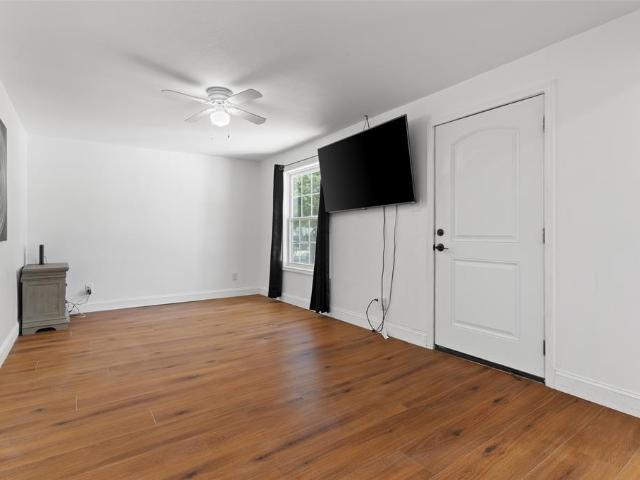 2803 Dennis Circle