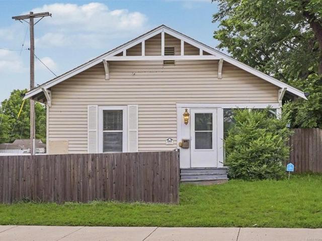 2803 E 3rd St, Tulsa, OK 74104