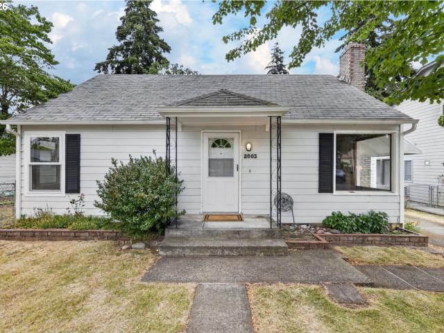 2803 p st