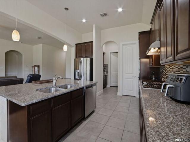 2803 Trailmont Dr