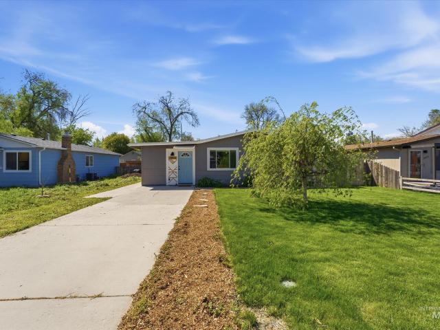 2803 W Lemhi St