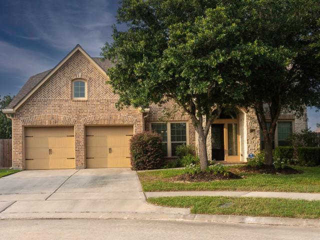 2803 Woodland Glen Lane