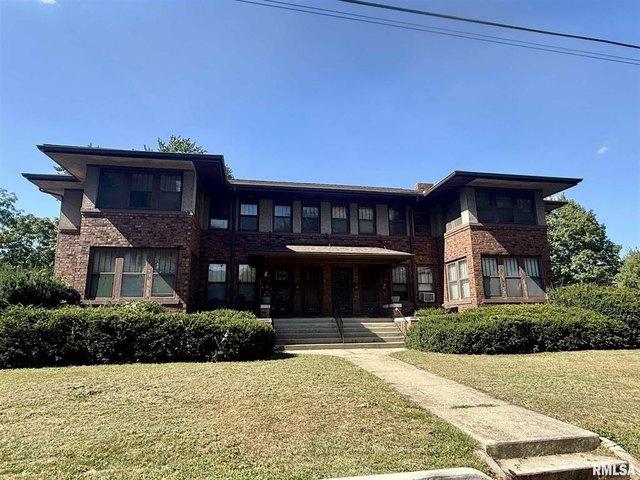 280 286 N Academy St, Galesburg, IL 61401