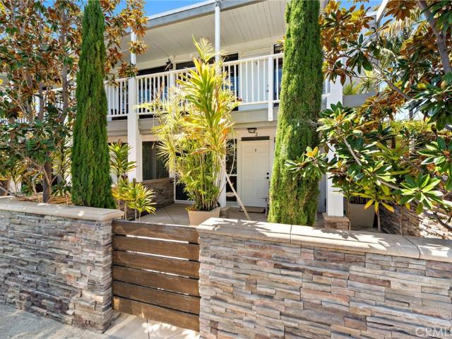 280 Aster Street 2