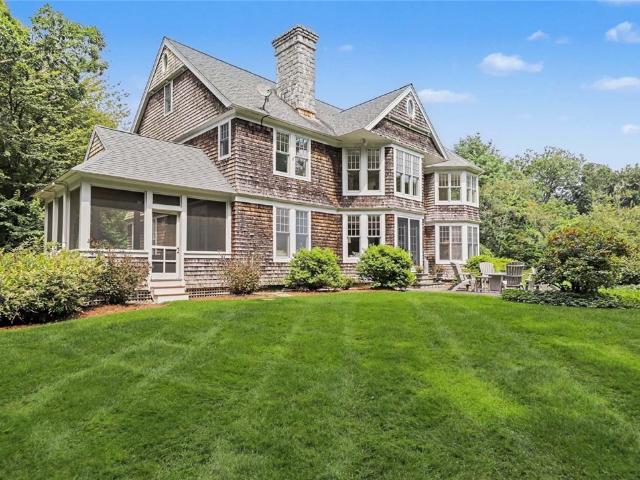 280 Bittersweet Farm Way