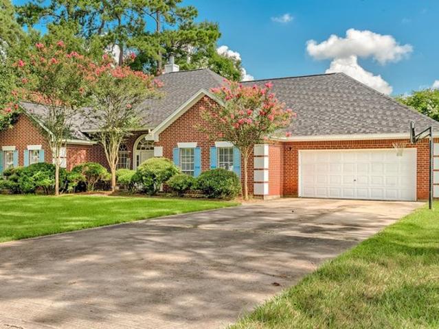 280 Brookhollow St, Vidor, TX 77662