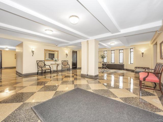 280 Bronxville Road 5X