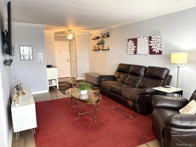 280 guy lombardo avenue 5l
