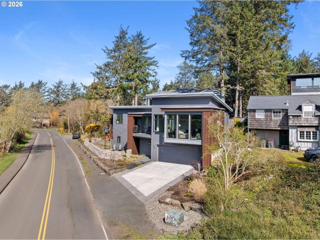 280 E 5TH AVE