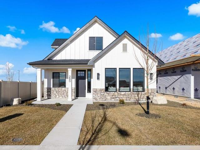 280 E Mayfield Springs Blvd, Boise, ID 83716