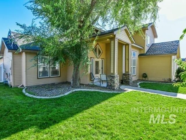 280 E Sunrise Rim Rd, Nampa, ID 83686