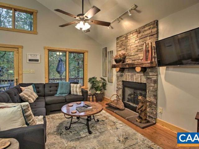 280 Fawn Ridge Dr