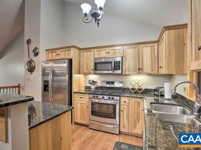 280 Fawn Ridge Dr