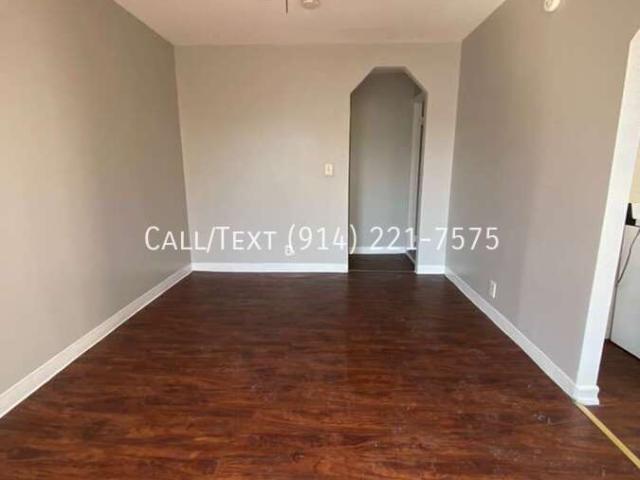 280 Hawthorne Ave Yonkers, NY 10705