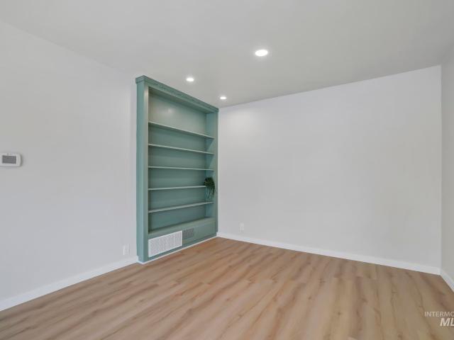 280 Harrison St