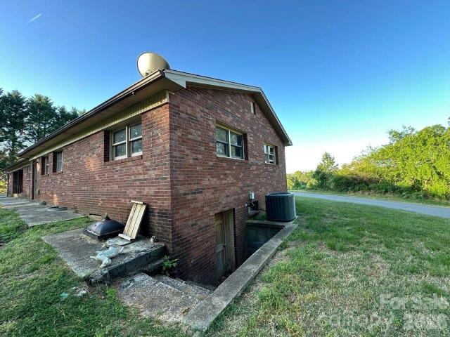 280 Mcduffie Court
