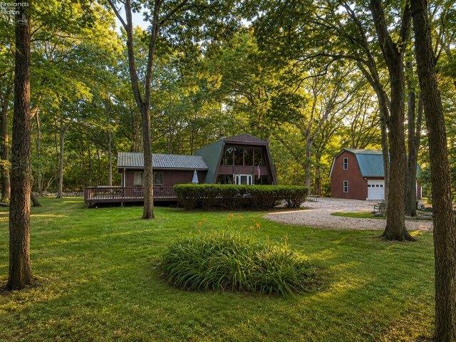 280 Meechen Rd, Put in Bay, OH 43456